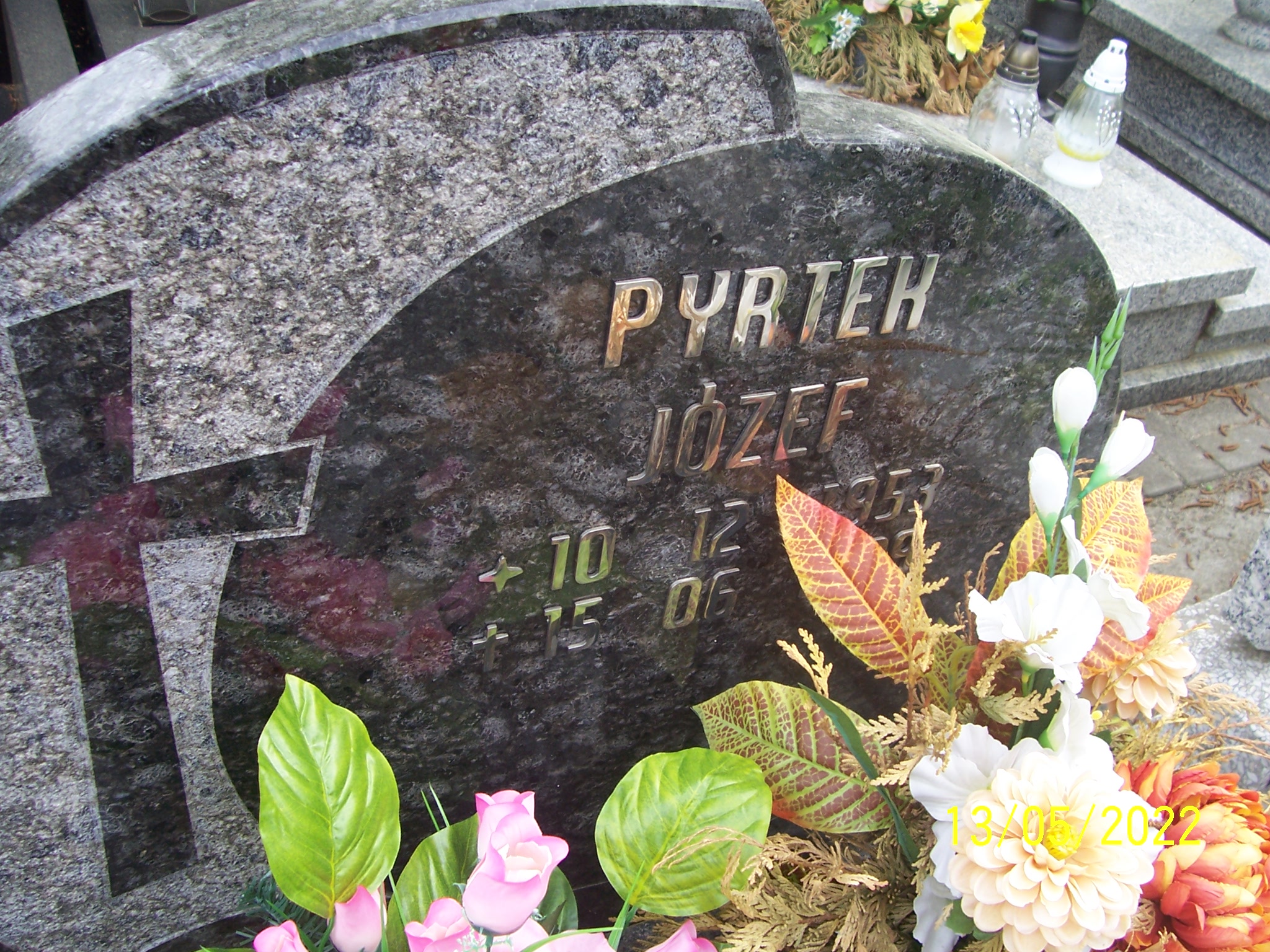 GROBONET - wyszukiwarka osób pochowanych - Cmentarze komunalne w Rybniku